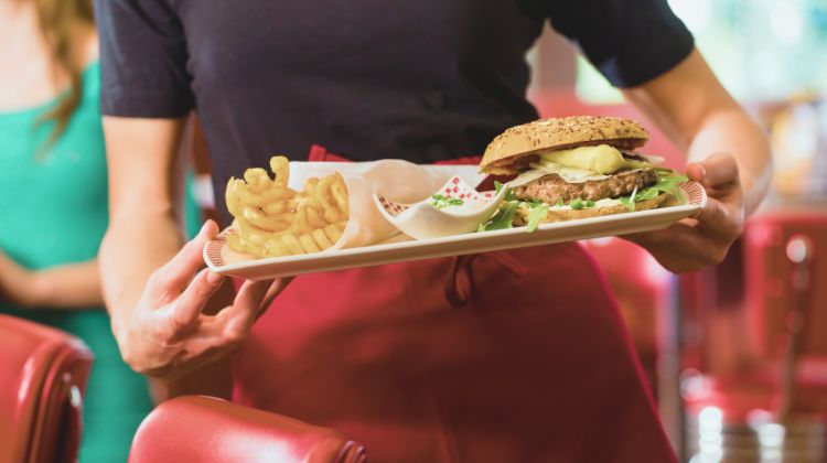 Veterans Day Free Meals: Where Military Members Dine at No Cost